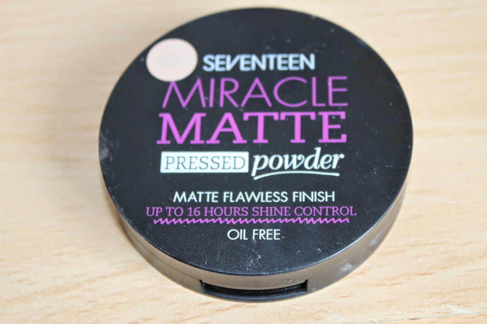 Seventeen Miracle Matte Pressed Powder | Poptarts Beauty
